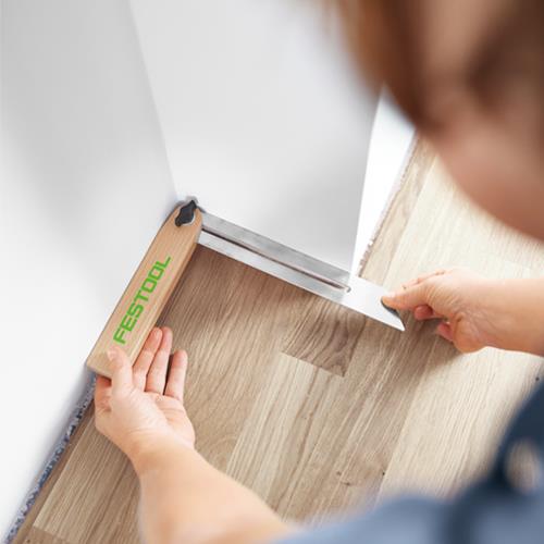 Festool SYMC 70 SYMMETRIC 2x18V 216mm Compound Mitre Saw (4x 5Ah)